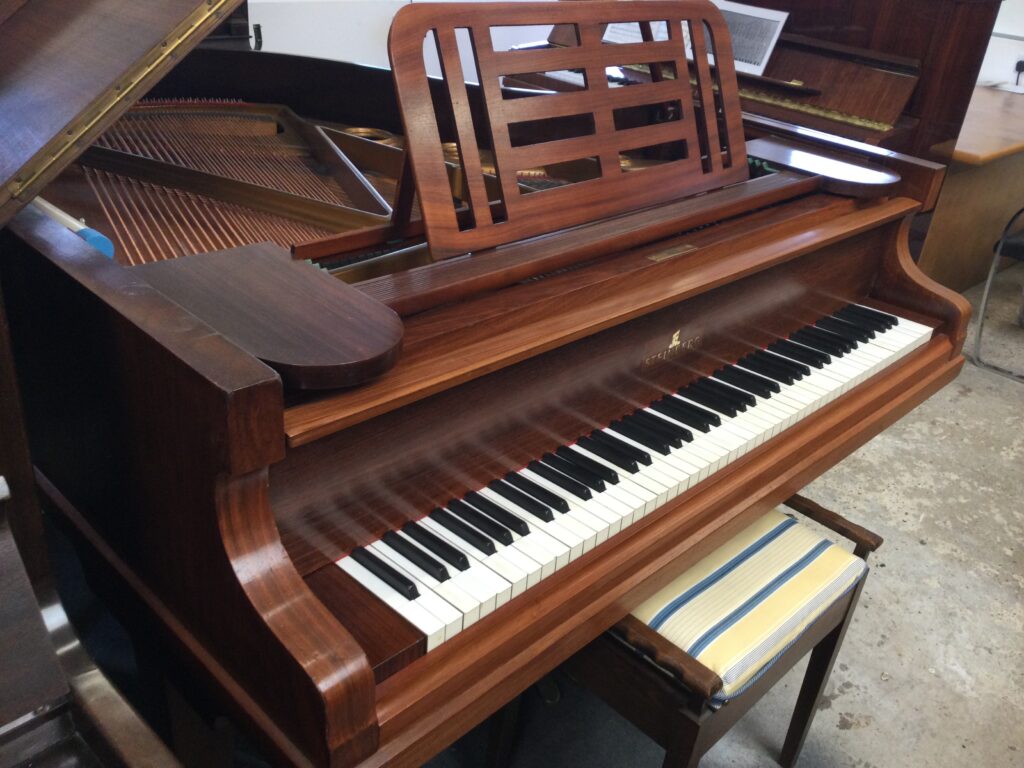 High-Quality Piano Showroom — Kent Pianos